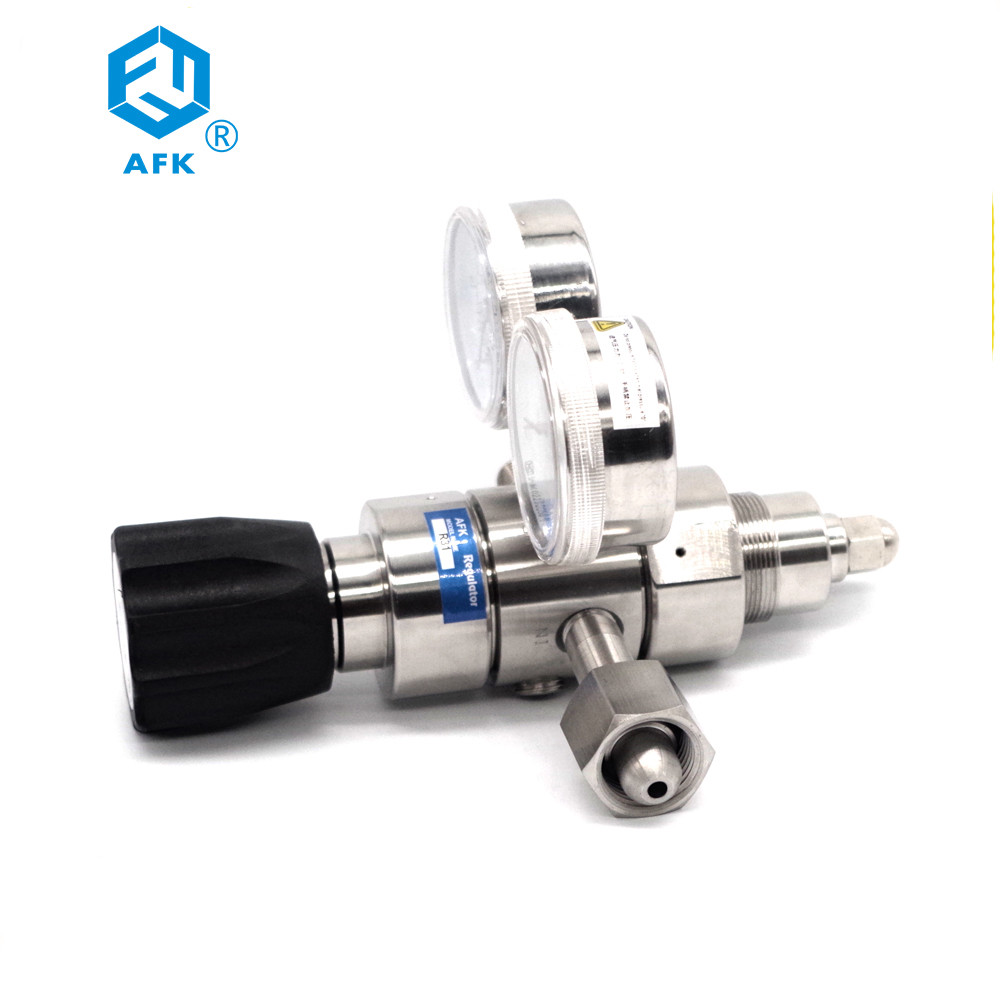 CGA320 CGA580 CGA540 SS Pressure Reducers For Ammonia Gas Dual Stage ...