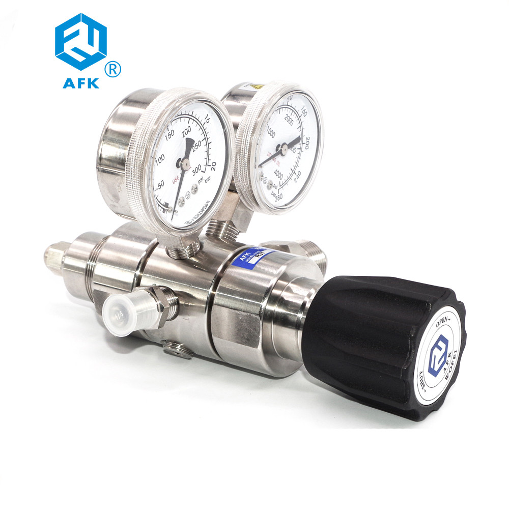 CGA320 CGA580 CGA540 SS Pressure Reducers For Ammonia Gas Dual Stage ...